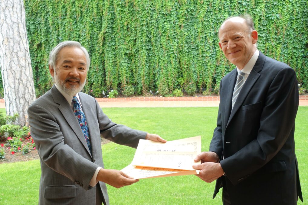 Japan gives Minister’s Award to Andrew Wyckoff for his achievements at ...